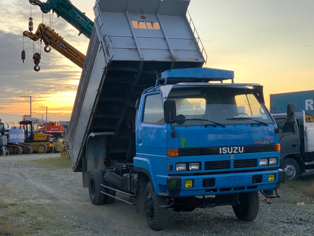Isuzu ELF 4x4 4wd NPS, Special Vehicles, Heavy Vehicles on Carousell