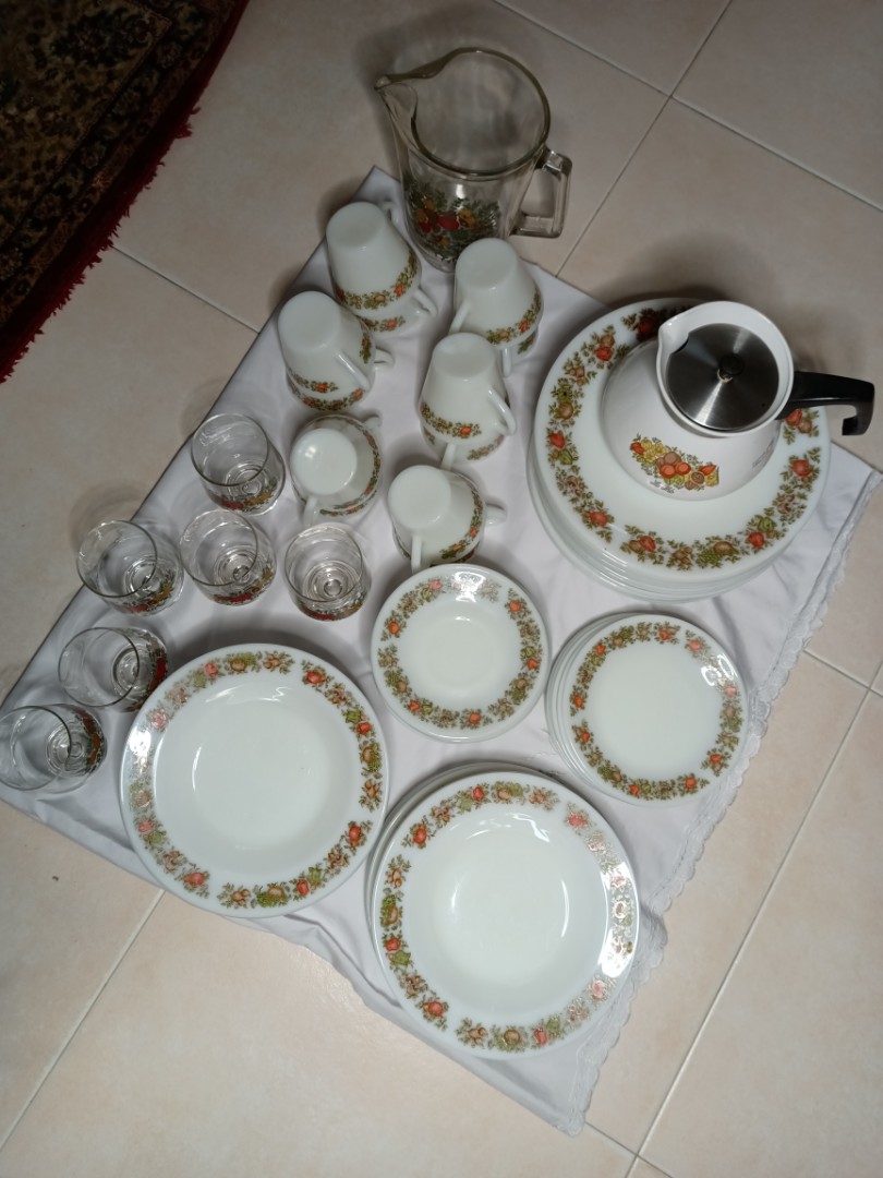 Pyrex Set, Furniture & Home Living, Kitchenware & Tableware, Dinnerware ...