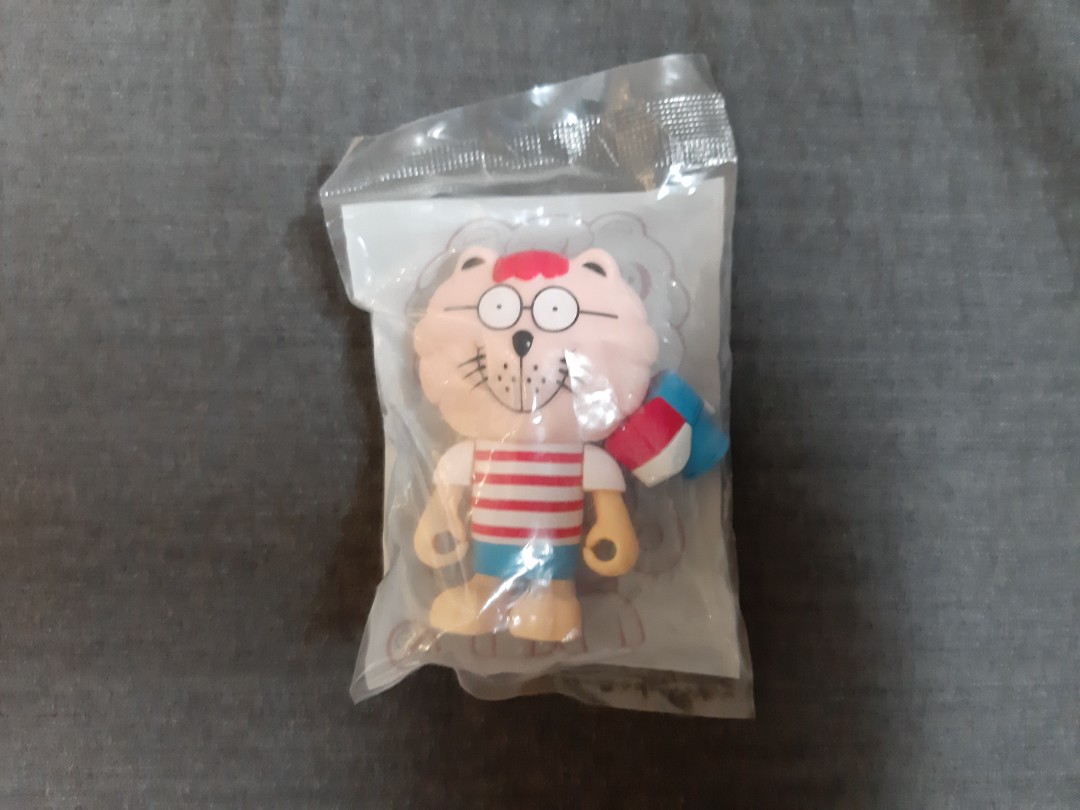 SG 50 Singa Courtesy Lion Figurine, Hobbies & Toys, Toys & Games on ...