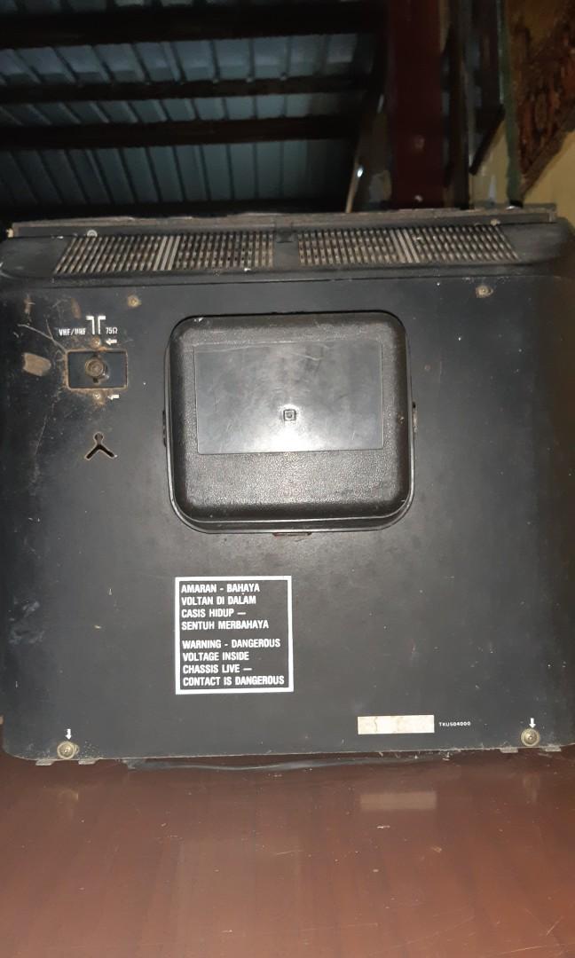 Singer old tv/tv lama, TV & Home Appliances, TV & Entertainment, TV on ...