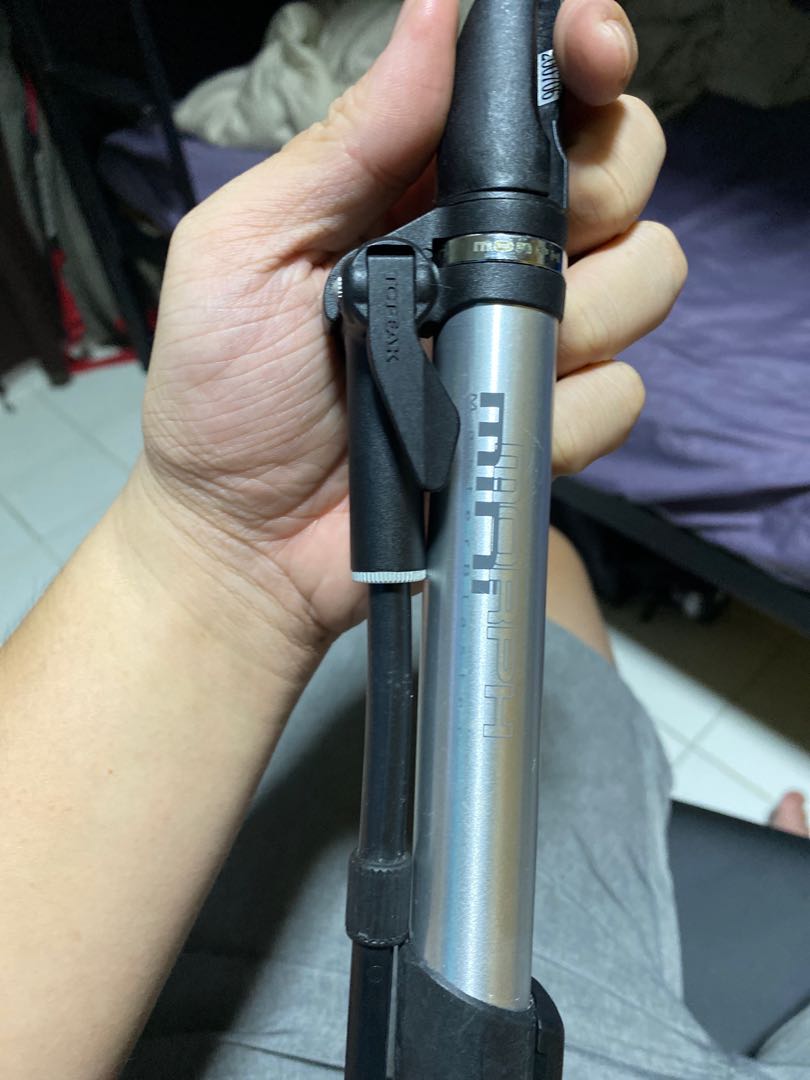 Topeak mini morph hand pump, Sports Equipment, Bicycles & Parts ...