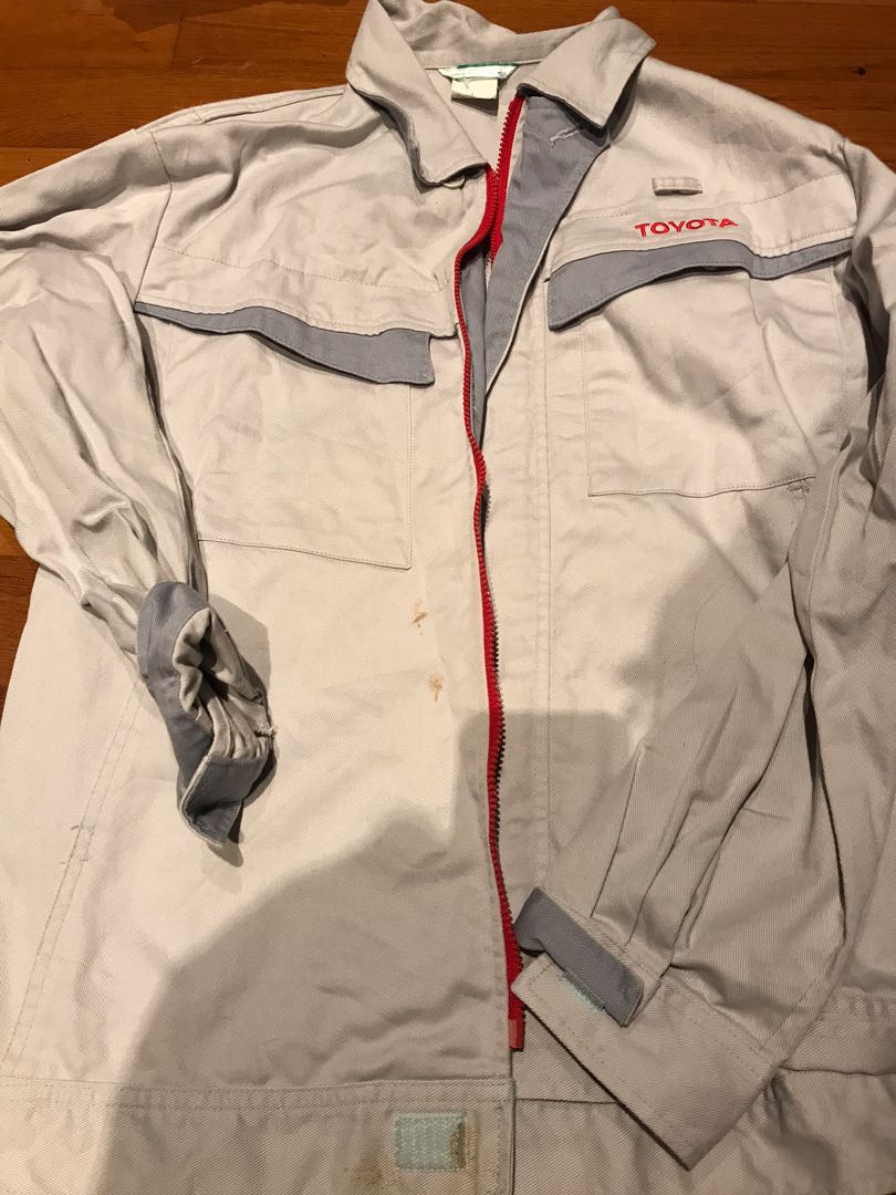 Vintage Toyota Jacket, Men's Fashion, Coats, Jackets and Outerwear on ...