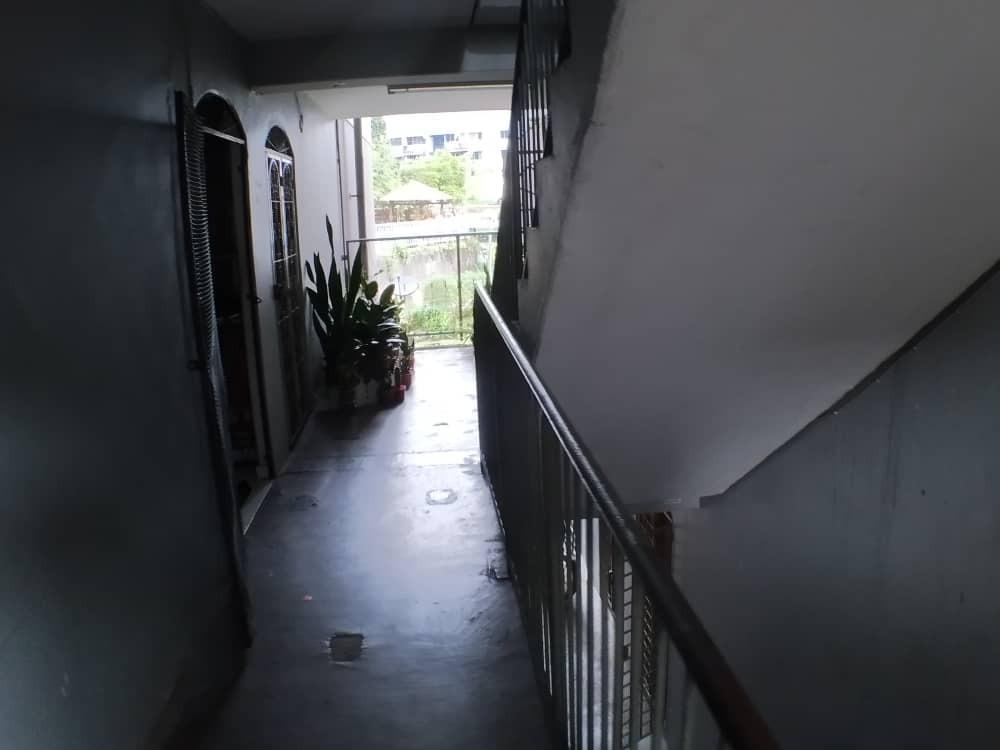 [WTS] Flat Kelumpuk Bunga Raya E Keramat au3, Property, For Sale on ...