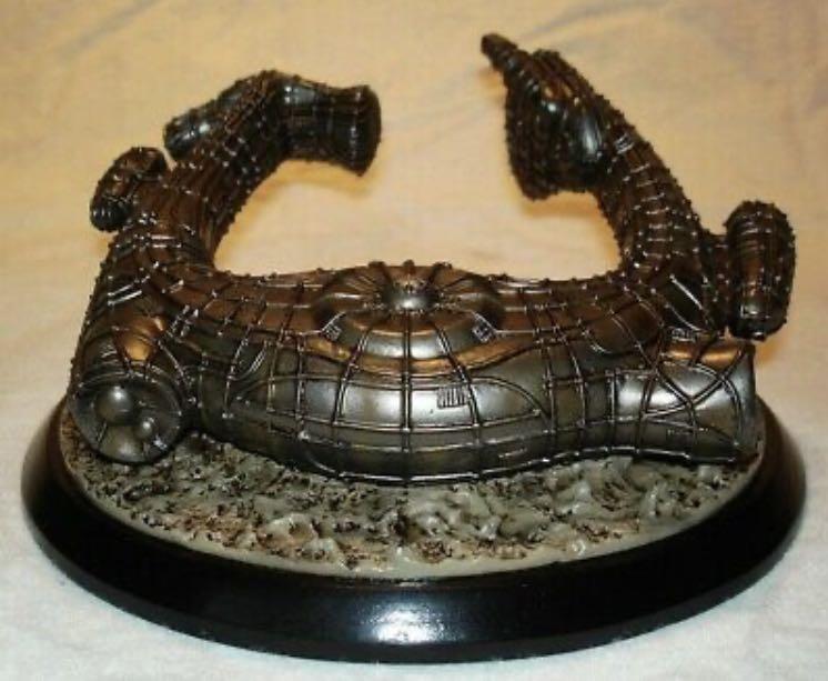 Alien derelict ship sculpture, Hobbies & Toys, Memorabilia ...