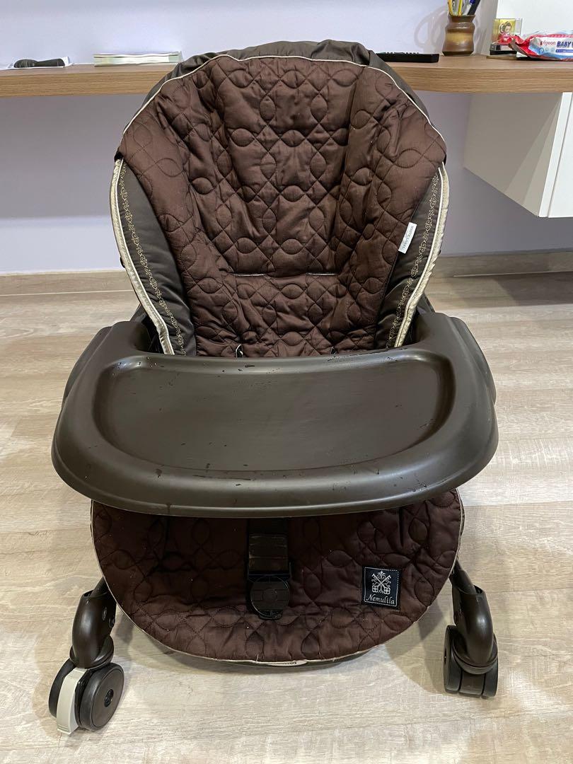 Combi Nemulila Auto Swing, Babies & Kids, Going Out, Car Seats on Carousell