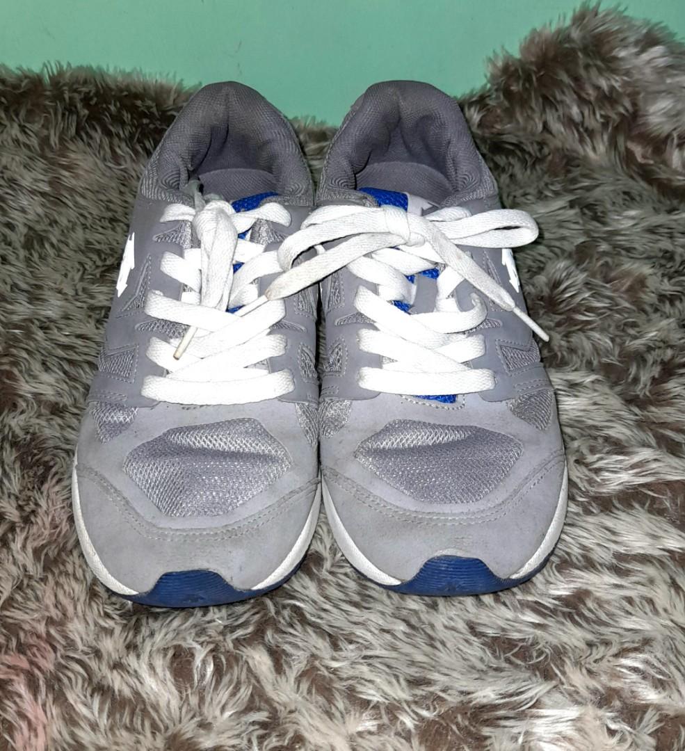 Descente shoes (preloved), Women's Fashion, Footwear, Sneakers on Carousell