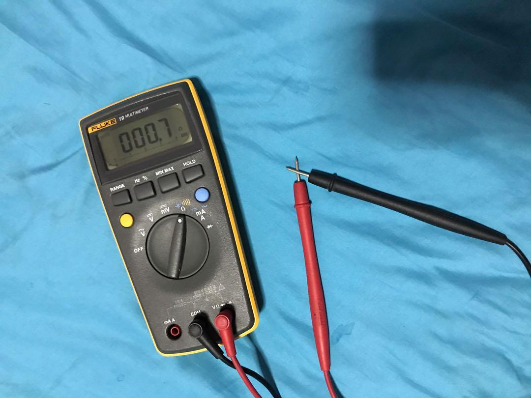 Fluke 19 Multimeter, Health & Nutrition, Health Monitors & Weighing ...