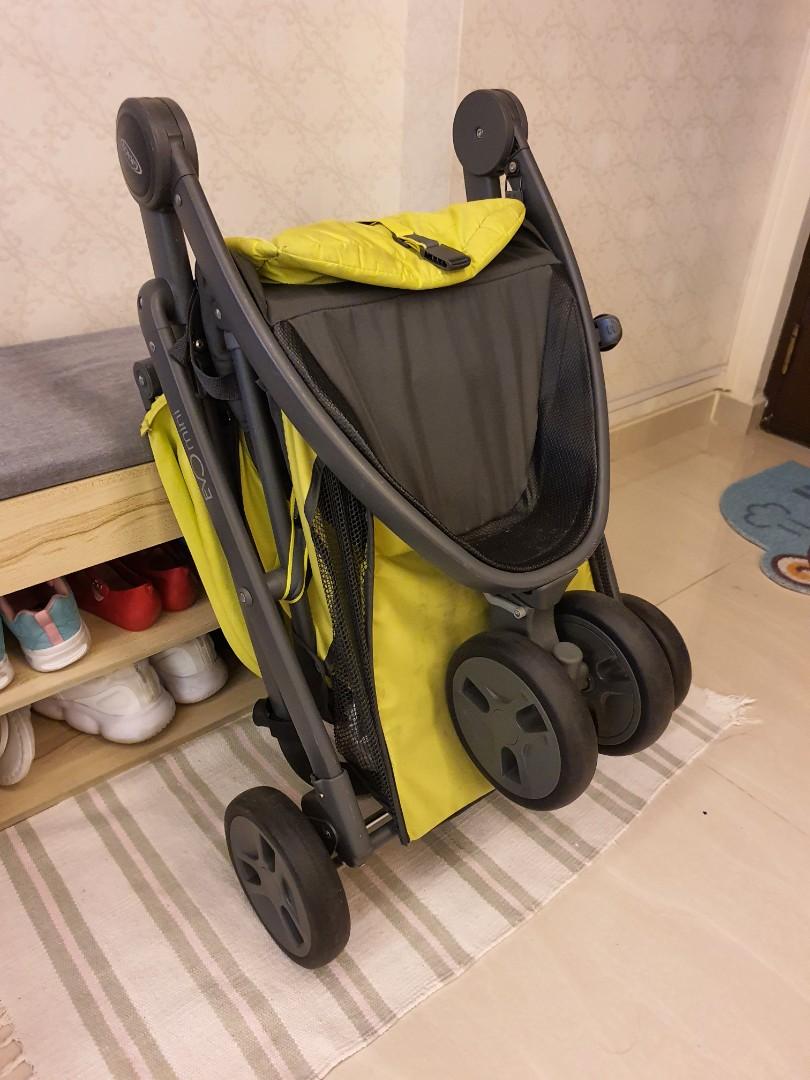 Graco Evo Mini Stroller, Babies & Kids, Going Out, Strollers on Carousell