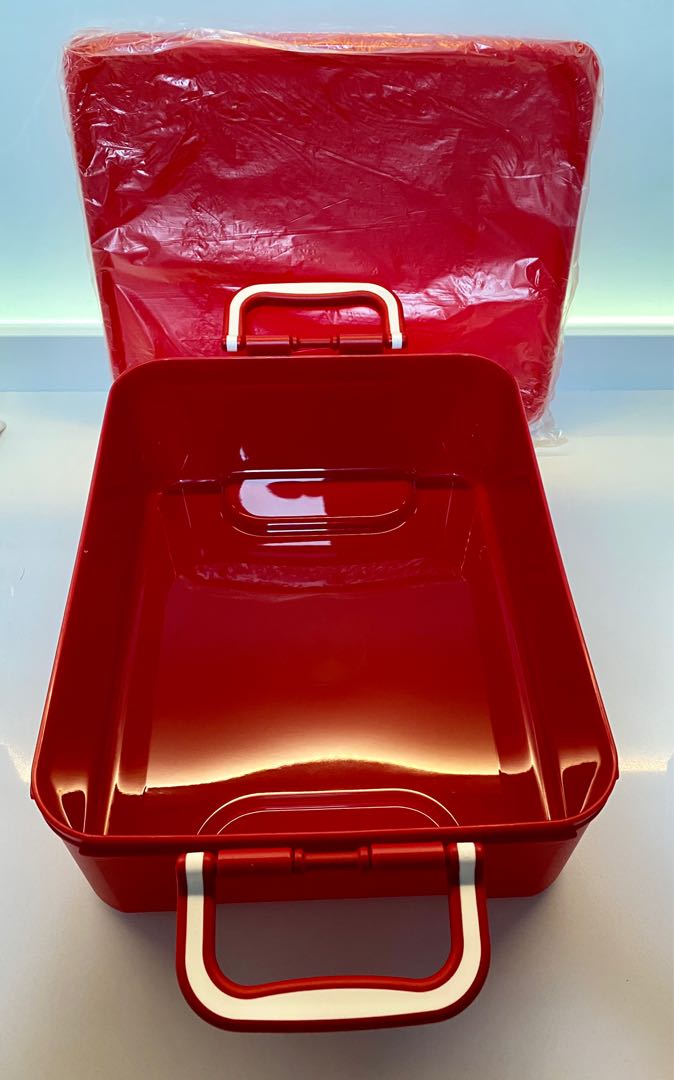 Tupperware Kimchi Containers, Furniture & Home Living, Kitchenware ...