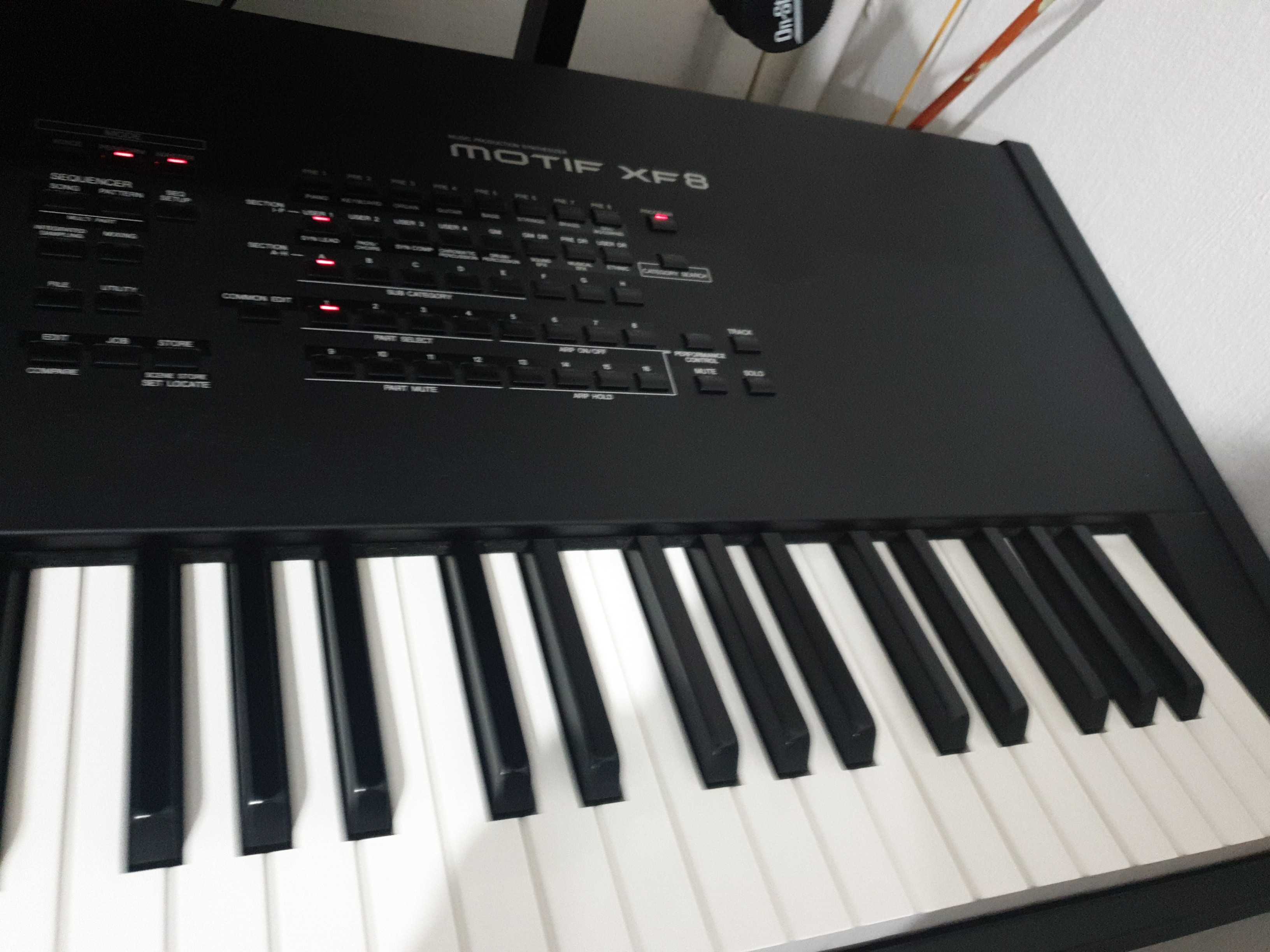 Yamaha Motif XF8 Keyboard/Synthesizer, Hobbies & Toys, Music & Media ...