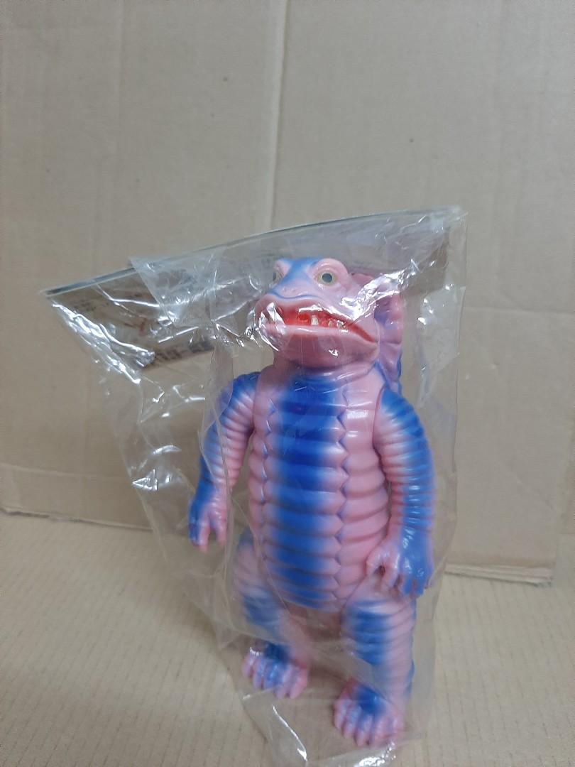 KEMULAR Bullmark Monster Ultraman Kaiju Sofubi VINYL Figure, Hobbies & Toys, Toys & Games on ...