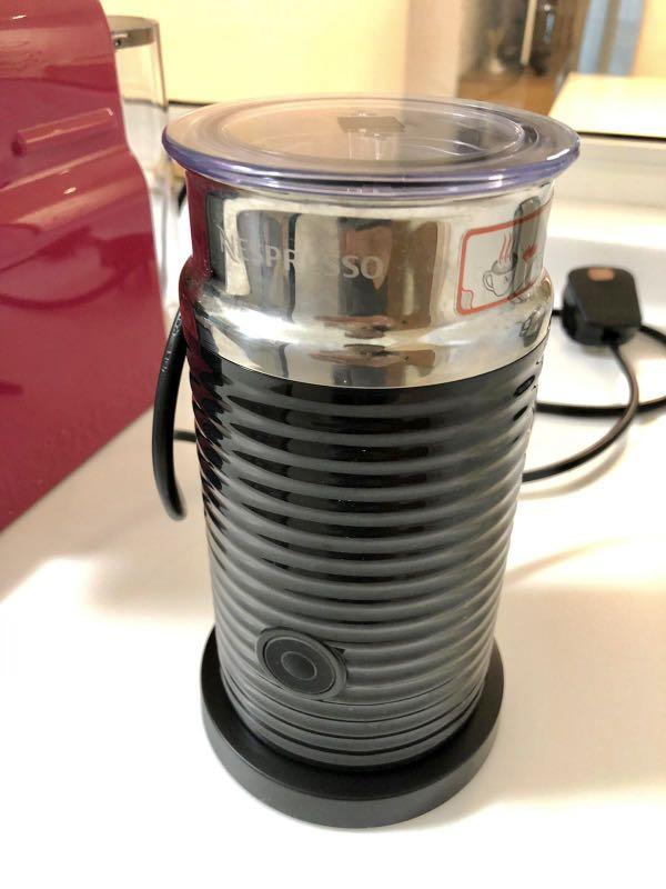 Nespresso Inissia coffee machine Pink, TV & Home Appliances, Kitchen ...