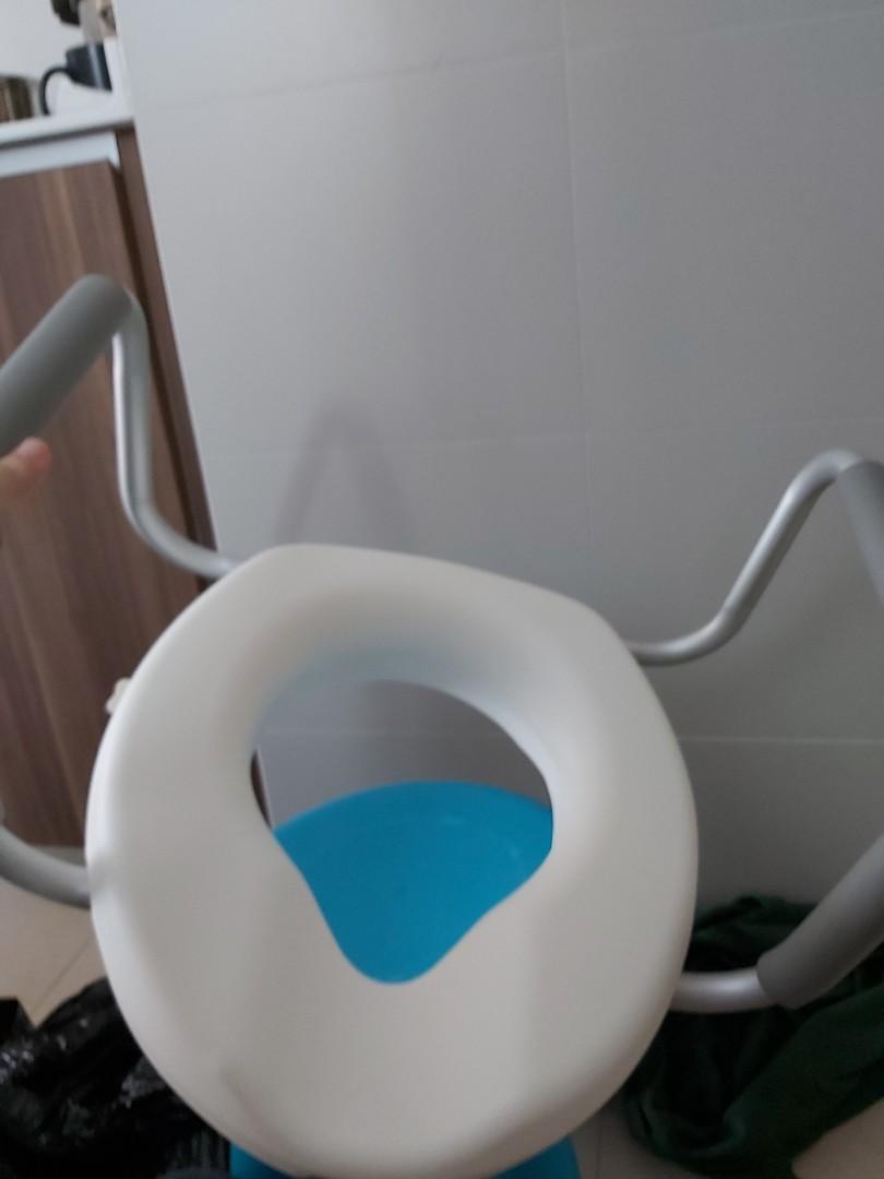 Raised toilet seat, Assistive Devices, Others on Carousell
