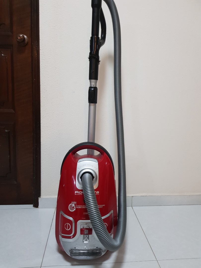 Rowenta Vacuum Cleaner 2200W, TV & Home Appliances, Vacuum Cleaner ...