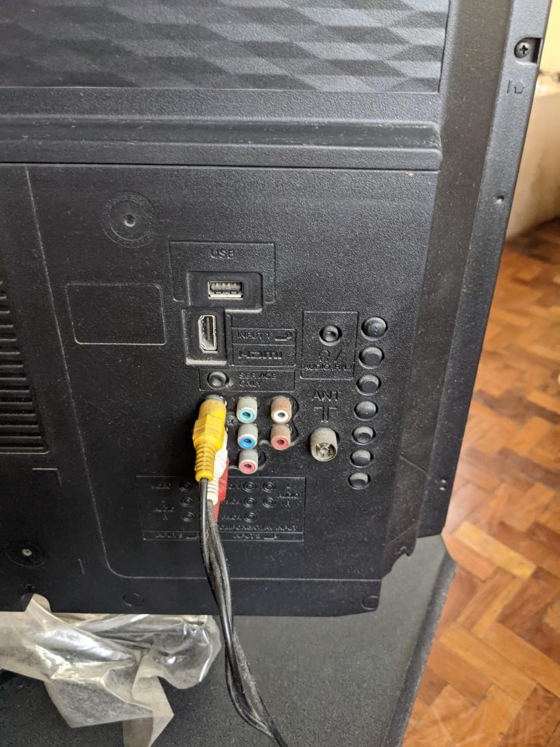 Sharp AQUOS 32-inch LED Backlight TV, TV & Home Appliances, TV ...