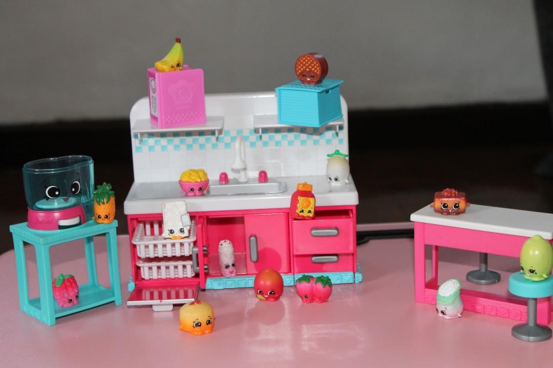[SHOPKINS] Kitchen Set 1, Hobbies & Toys, Toys & Games on Carousell