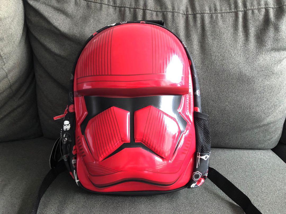 Smiggle Star Wars Hardtop Backpack (Limited Edition), Hobbies & Toys ...