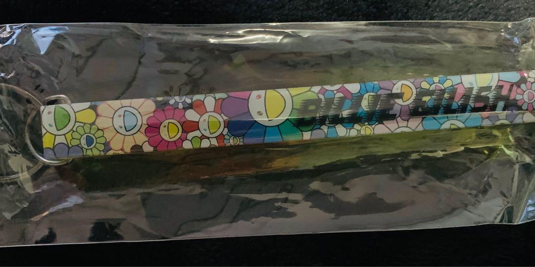 Takashi Murakami X Billie Eilish X Uniqlo Keychain, Hobbies & Toys ...