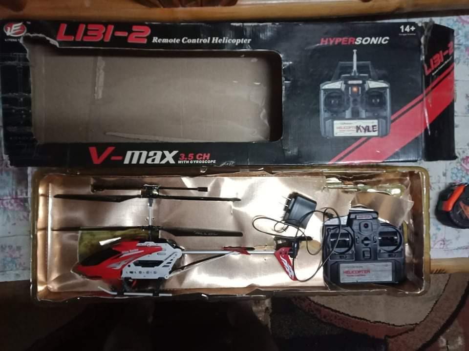 V-max Helicopter Remote Control, Hobbies & Toys, Toys & Games on Carousell