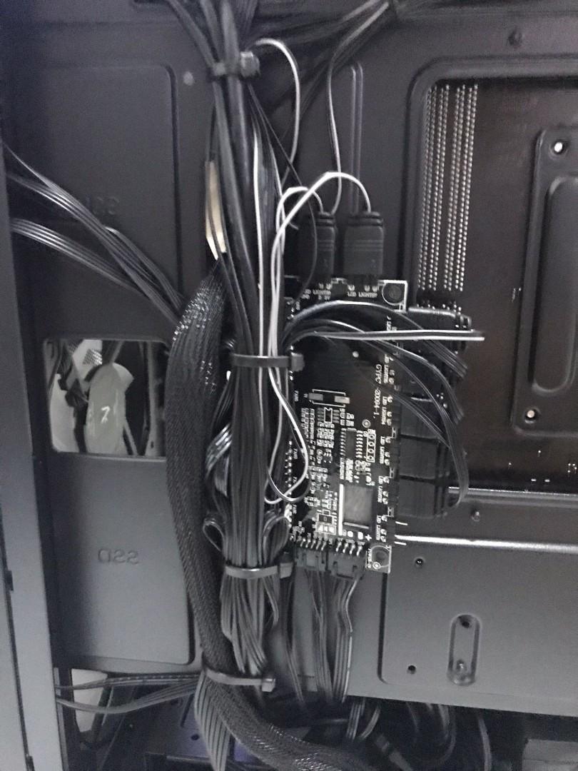 4x Aftershock Omni ARGB Fans with Controller, Computers & Tech, Parts ...