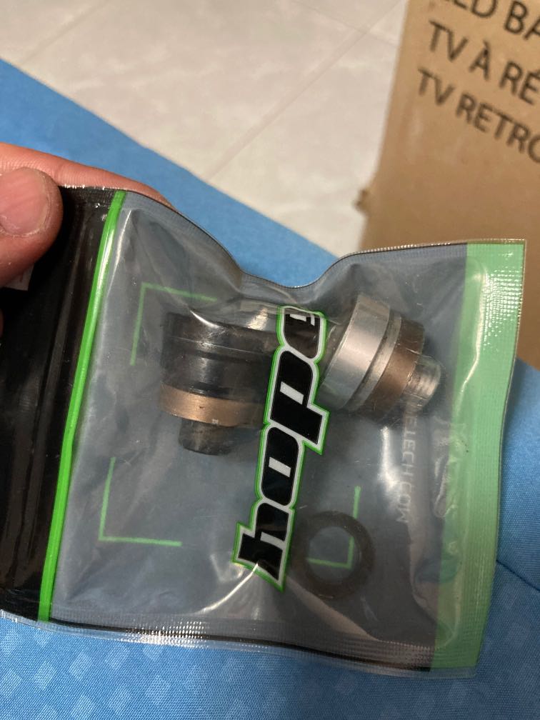 Hope pro 2 or 4 boost qr rear conversion, Sports Equipment, Bicycles ...