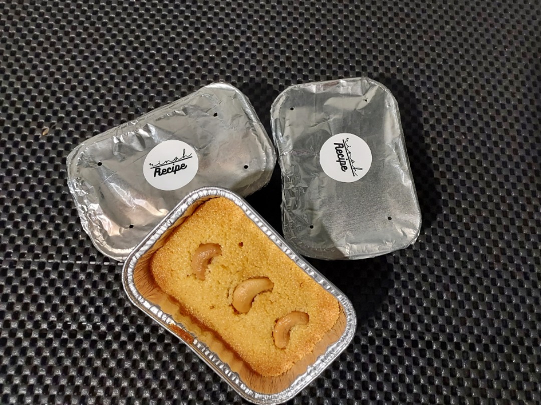 Mini damroot / sugee cake, Food & Drinks, Homemade Bakes on Carousell