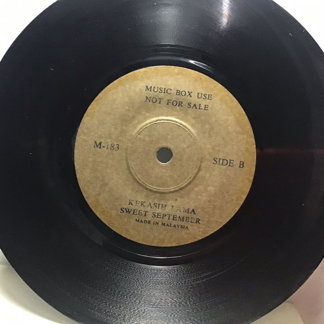 PIRING HITAM MELAYU Sweet September - Kekasih Lama OOP 7” PROMO JUKEBOX ...