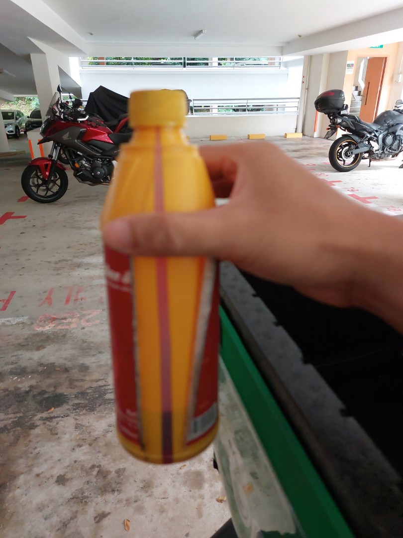 Scottoiler High temp oil, Motorcycles, Motorcycle Accessories on Carousell