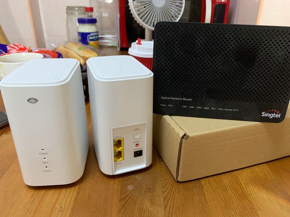 Askey AP5100W WIFI Mesh x 2 (got them from Singtel), Computers & Tech ...