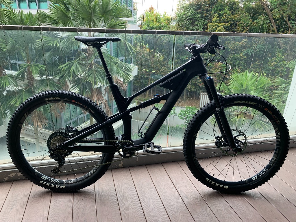 Canyon Spectral CF 9.0 - M Size - 27.5, Sports Equipment, Bicycles ...