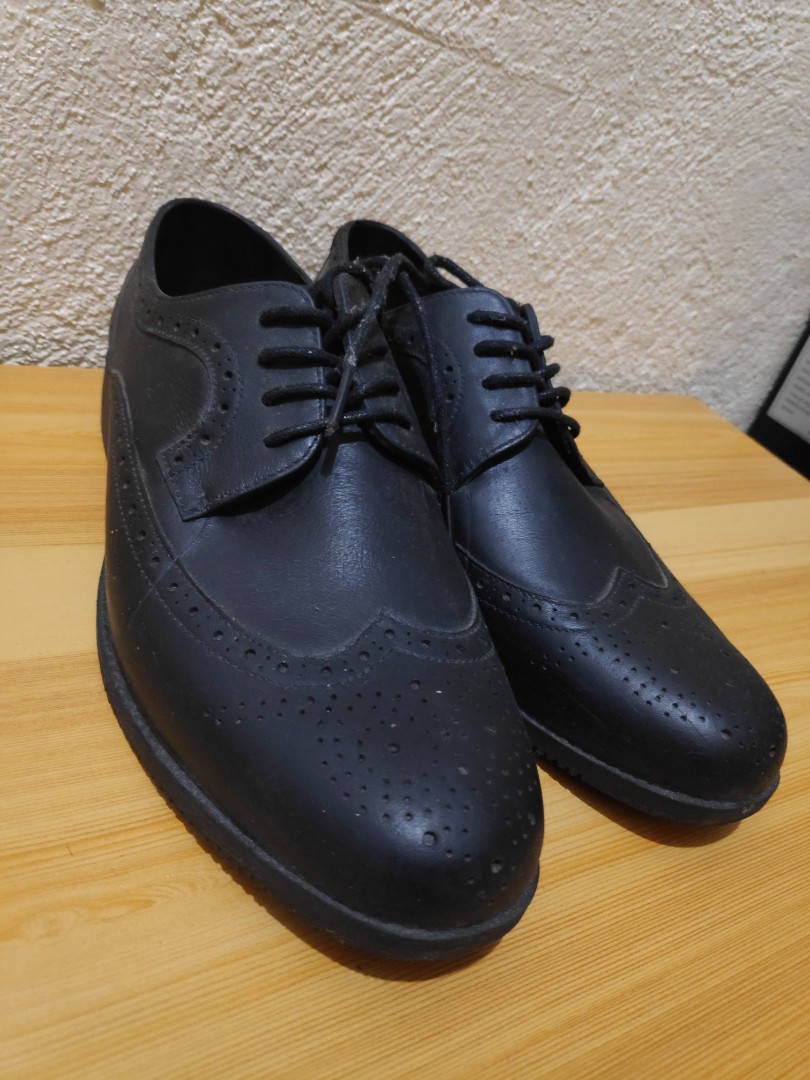 Easysoft Shoes, Men's Fashion, Footwear, Dress Shoes on Carousell