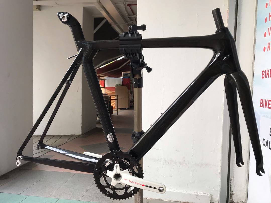 Full carbon aero frame set with cranks bb fork headset, Sports ...