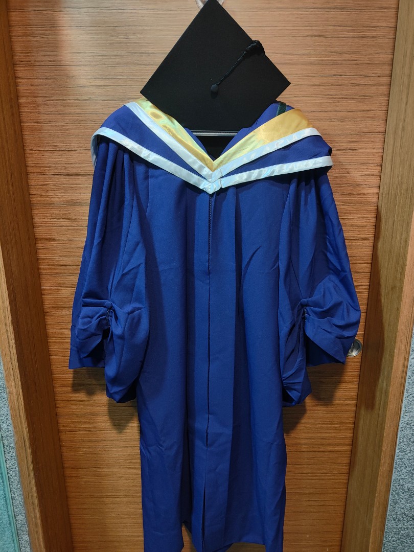 Graduation gown NUS ENGINEERING BACHELOR, Men's Fashion, Coats, Jackets ...