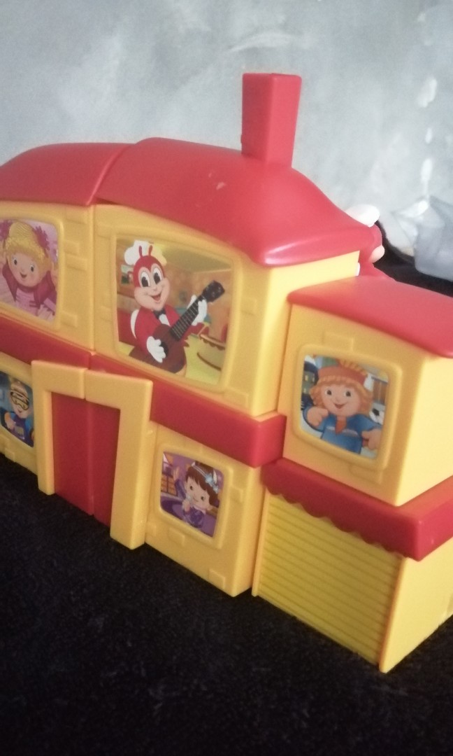 Jollibee Fun House, Hobbies & Toys, Toys & Games on Carousell