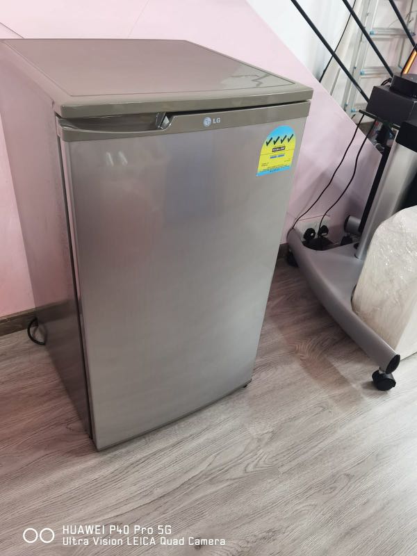LG Mini Bar Fridge, TV & Home Appliances, Kitchen Appliances ...