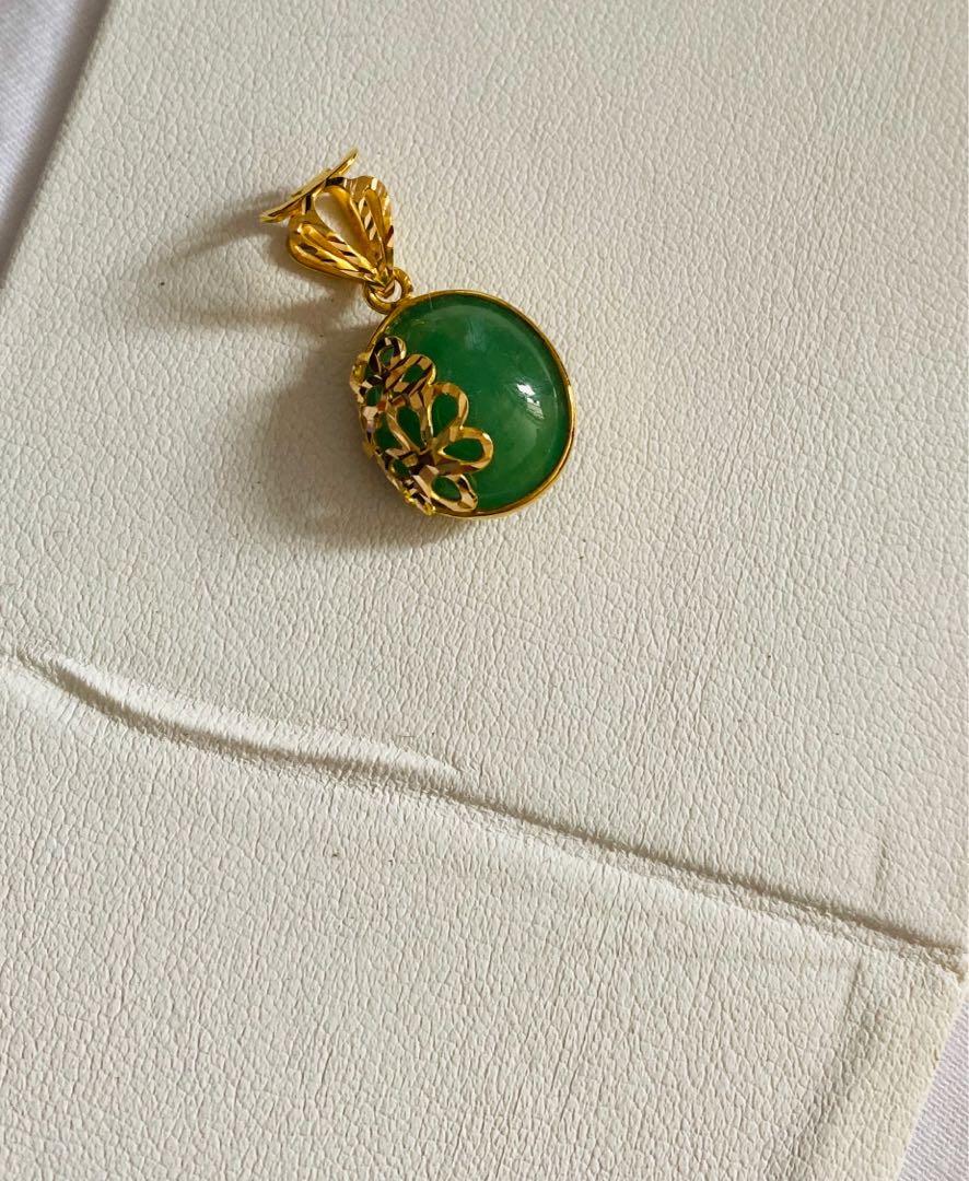 Myanmar A grade Jade Pandent, Women's Fashion, Jewelry & Organisers ...