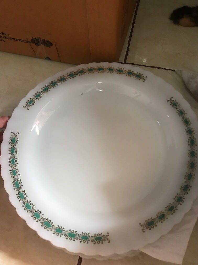 Piring Cantik, Kitchen & Appliances di Carousell