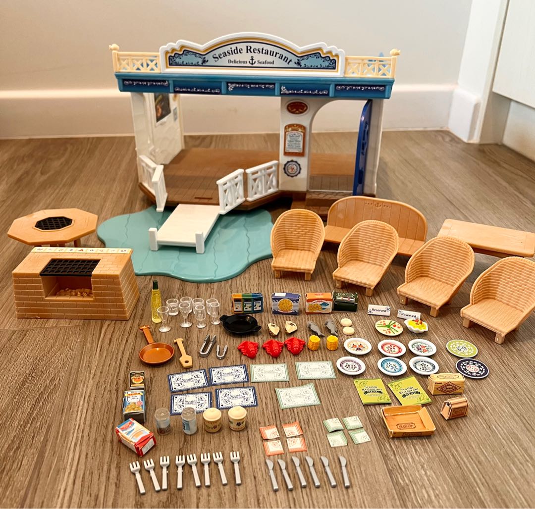Sylvanian Families Seaside Restaurant toy set kids, Hobbies & Toys ...