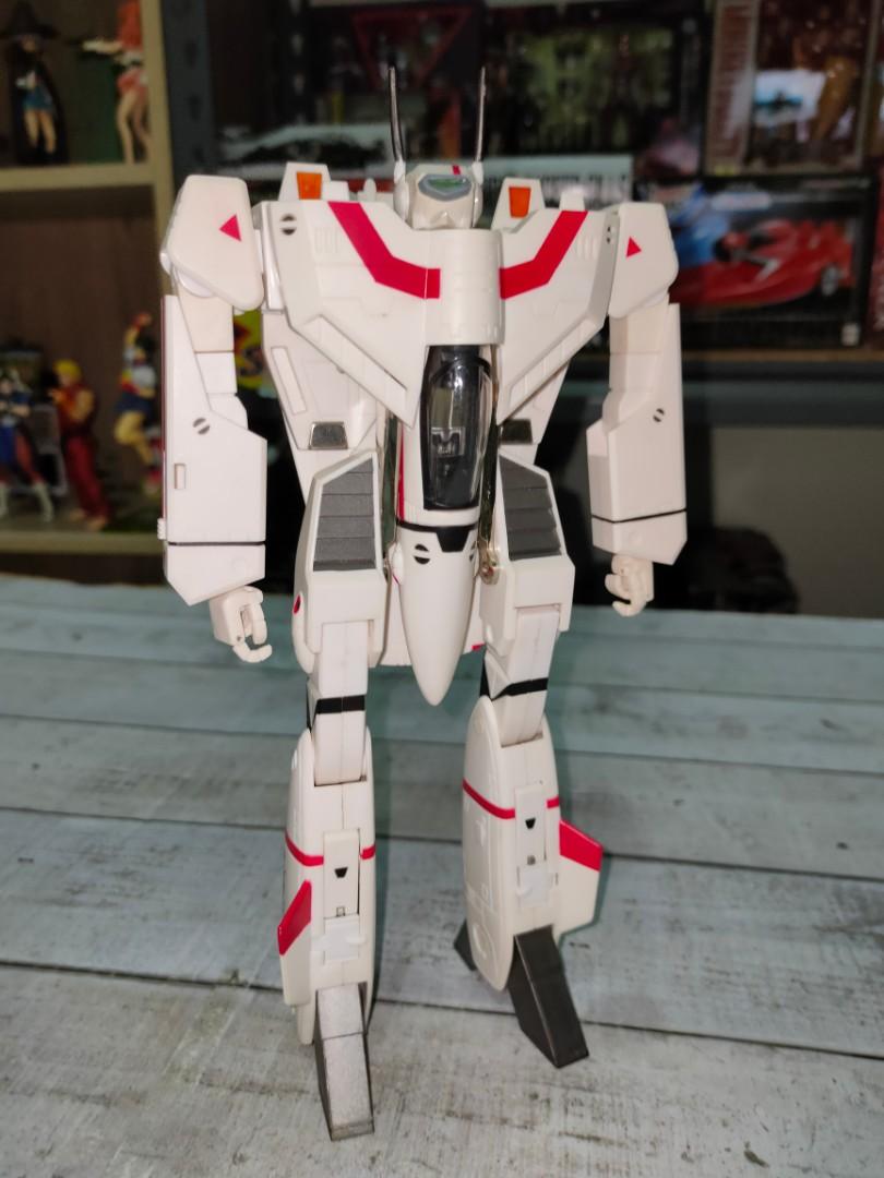 Toynami Masterpiece Robotech VF-1J, Hobbies & Toys, Collectibles ...