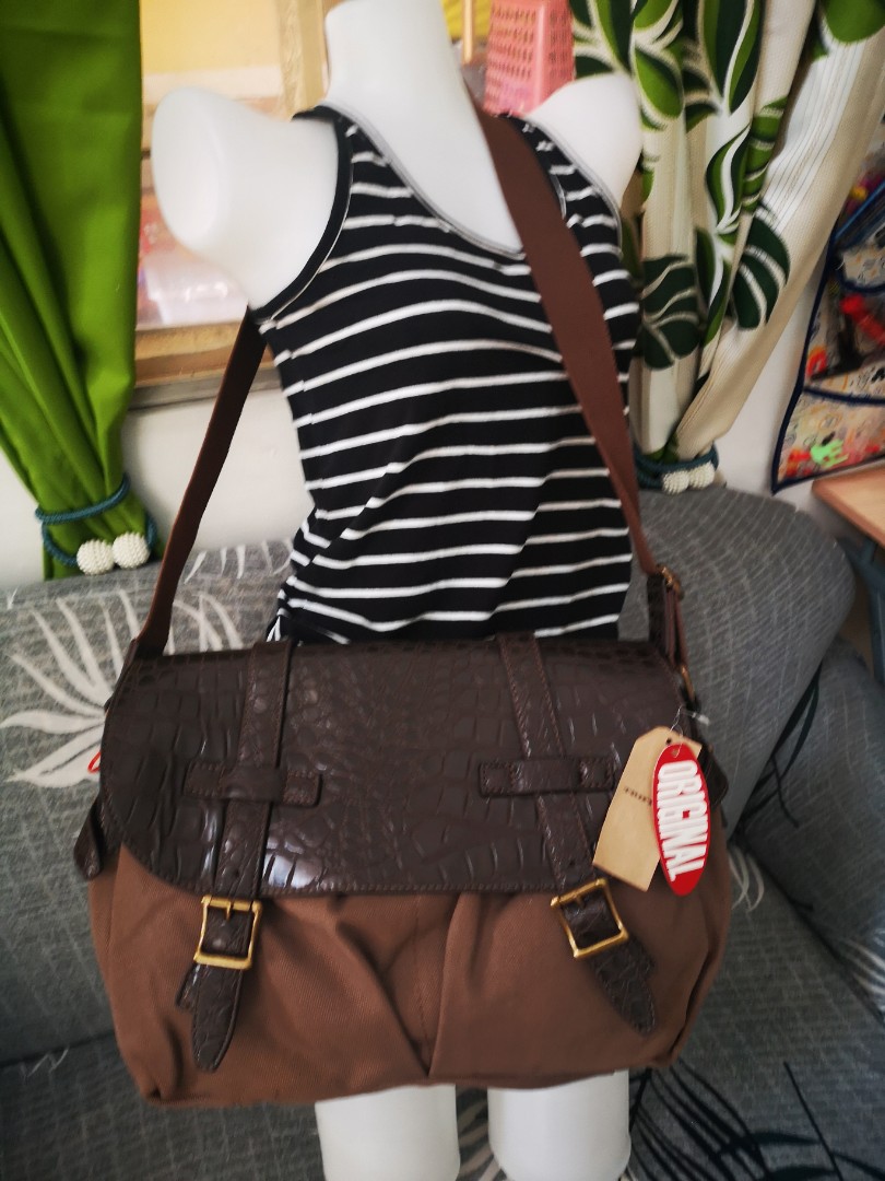 Triffer Original sling bag, Women's Fashion, Bags & Wallets, Cross-body ...