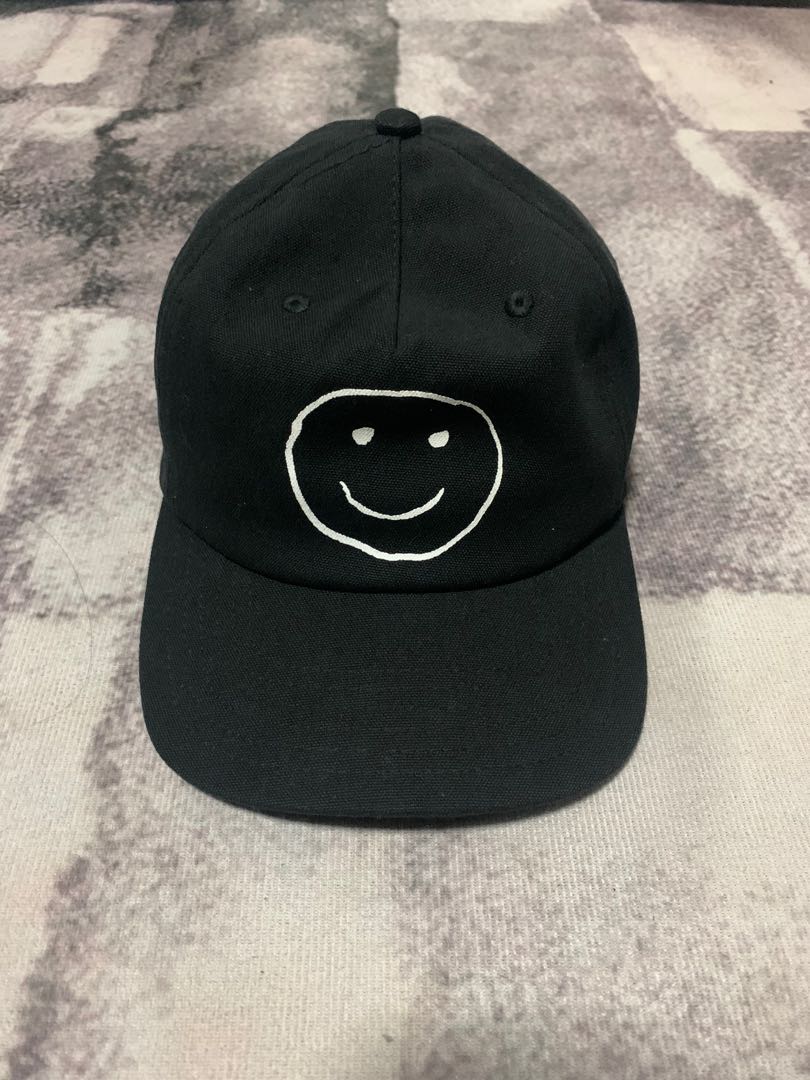 Vans Smiley Cap, Men's Fashion, Watches & Accessories, Caps & Hats on ...