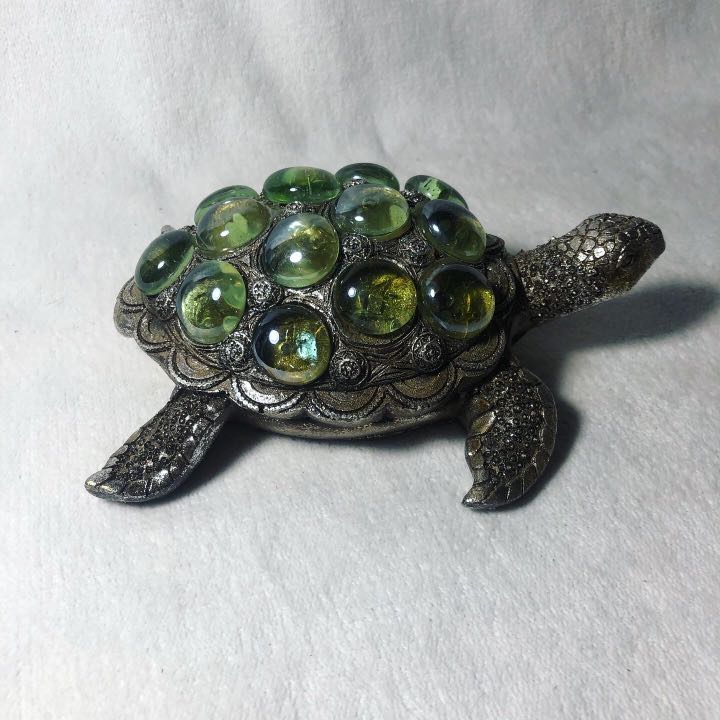 Attractive Turtle Display with Green Glass Accents, Furniture & Home ...