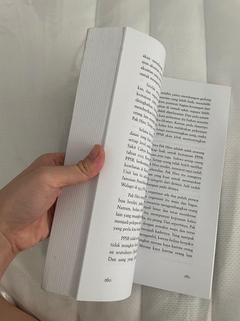 Buku banyak Akal prof Hiro Tugiman, Buku & Alat Tulis, Buku di Carousell