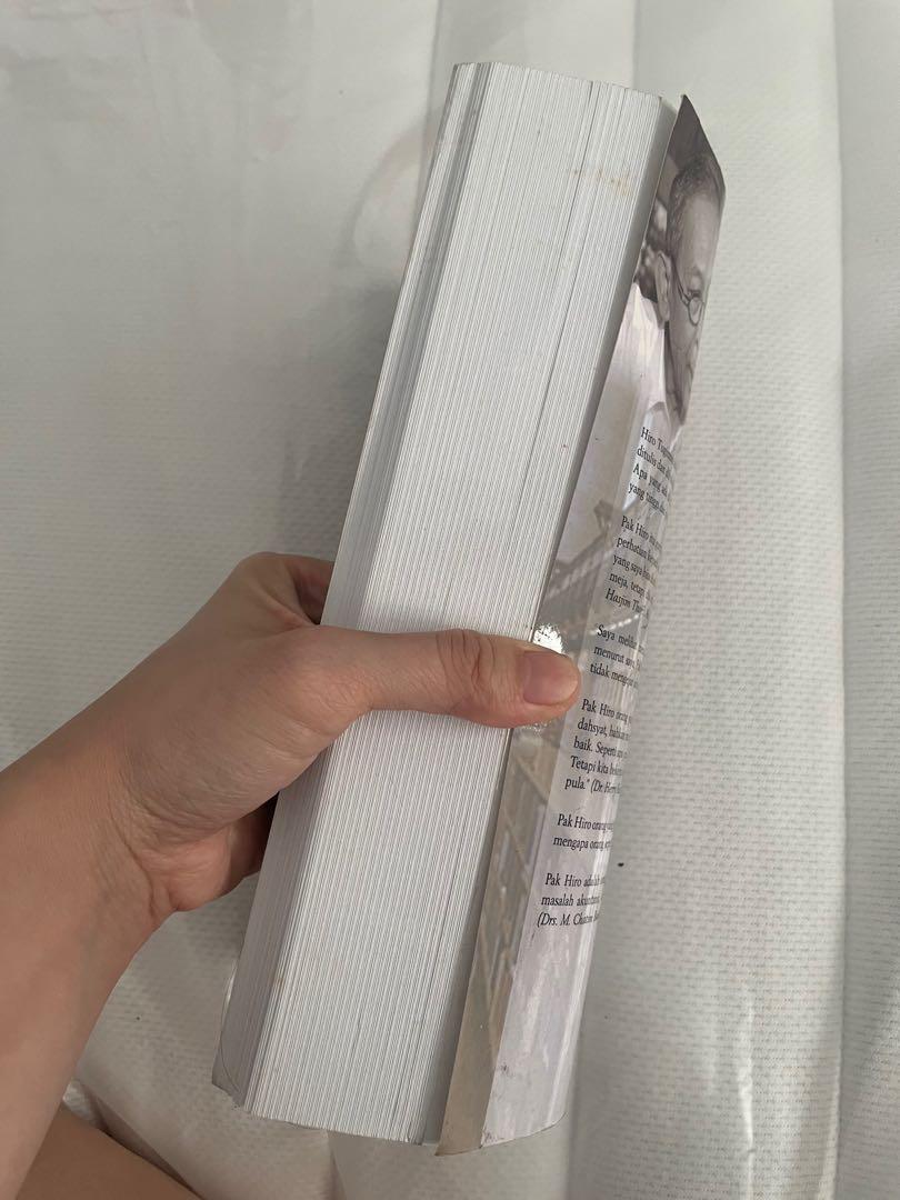 Buku banyak Akal prof Hiro Tugiman, Buku & Alat Tulis, Buku di Carousell