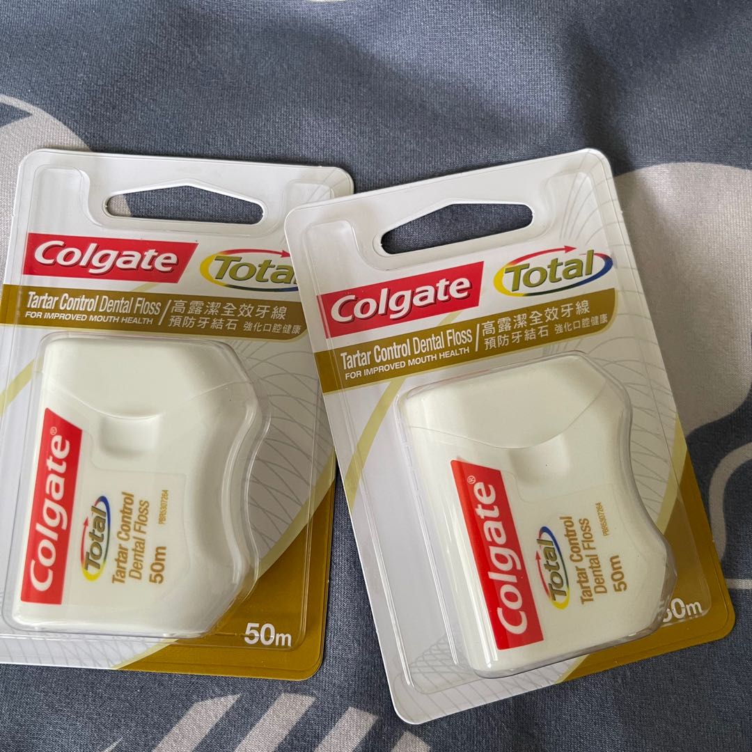 Colgate dental floss, Beauty & Personal Care, Oral Care on Carousell