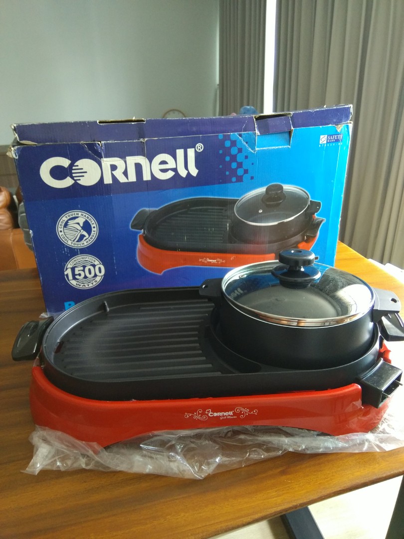Cornell Pan Grill with Steamboat, Furniture & Home Living, Kitchenware ...