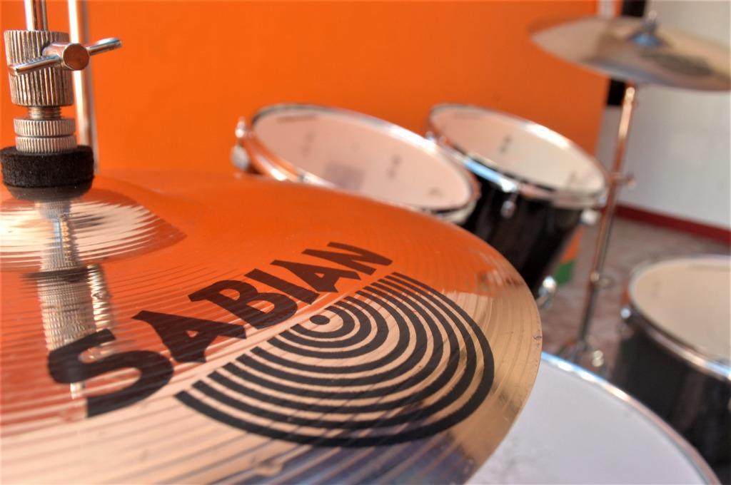 Fernando Drum Set with Sabian Cymbals, Hobbies & Toys, Music & Media ...