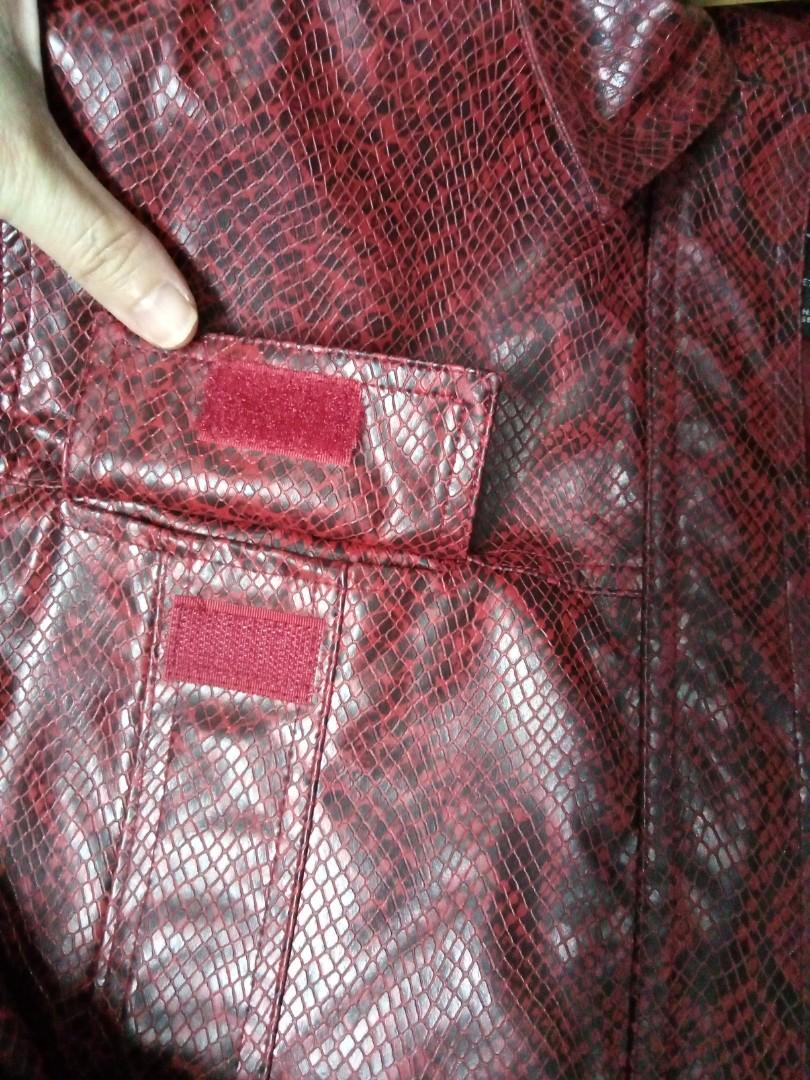 Fuda faux snake skin leather jacket, Fesyen Wanita, Pakaian Wanita ...