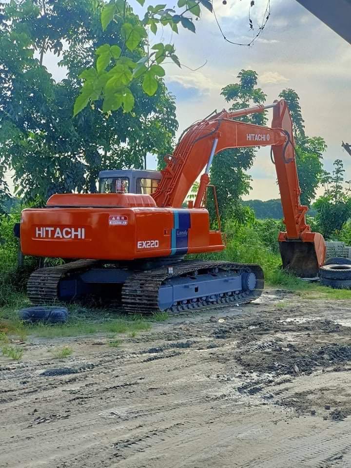 Hitachi Landy Backhoe, Special Vehicles, Heavy Vehicles on Carousell