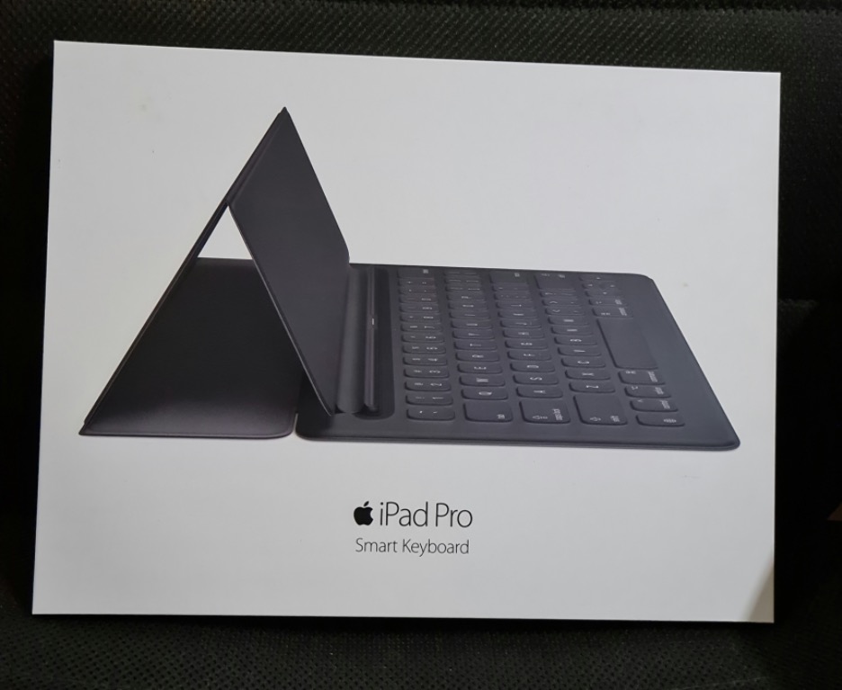 IPad Pro 12.9 inch (1st & 2nd Generation) Smart Keyboard with 1st ...